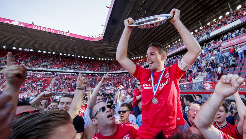 KAMPIOEN - FC Twente terug in de Eredivisie