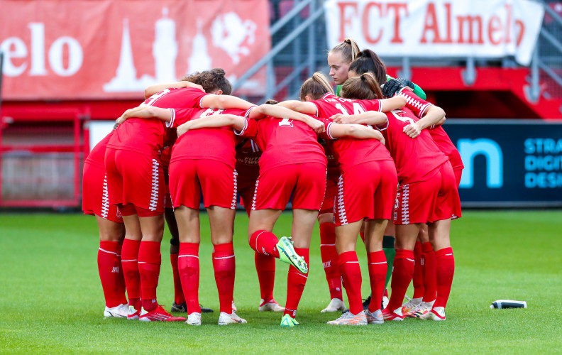 FC Twente Vrouwen wint met ruime cijfers